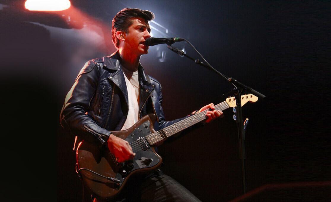 Glastonbury Pyramid Stage Headliner Betting Odds: Arctic Monkeys now ...
